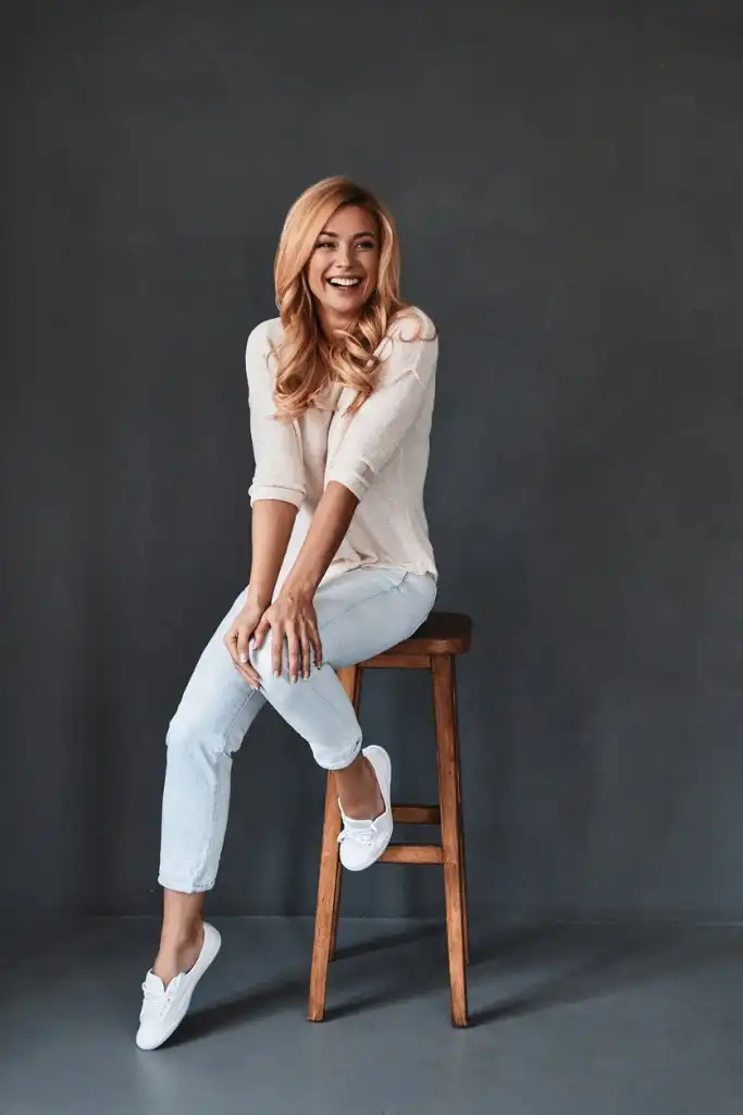 Basic Model Poses Women